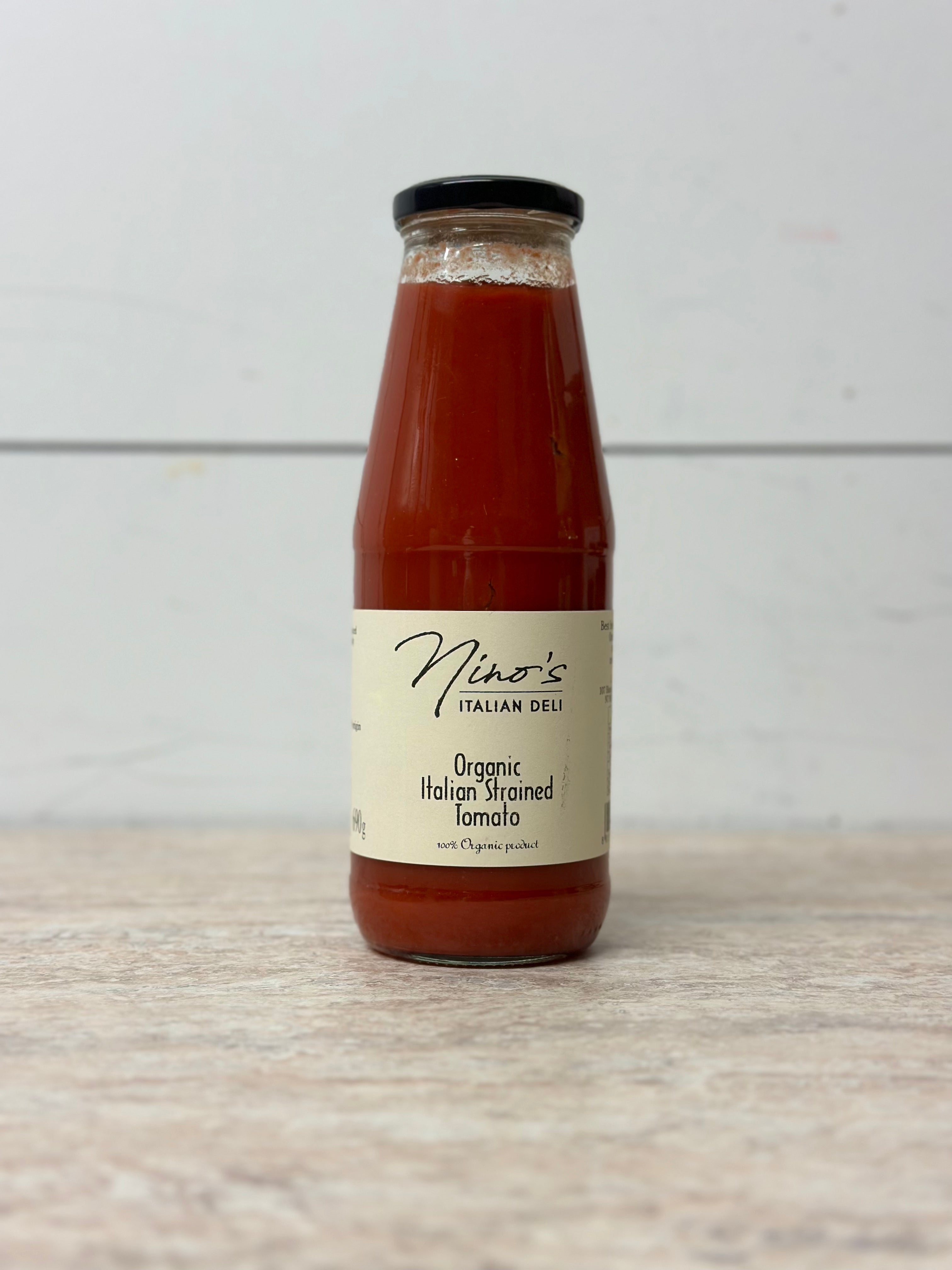 Nino’s Own Label Organic Italian Passata, 690g – Nino's Italian Deli